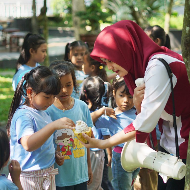Kunjungan Edukatif PAUD KB Al Hikmah Trenggalek: Belajar Seru di ...
